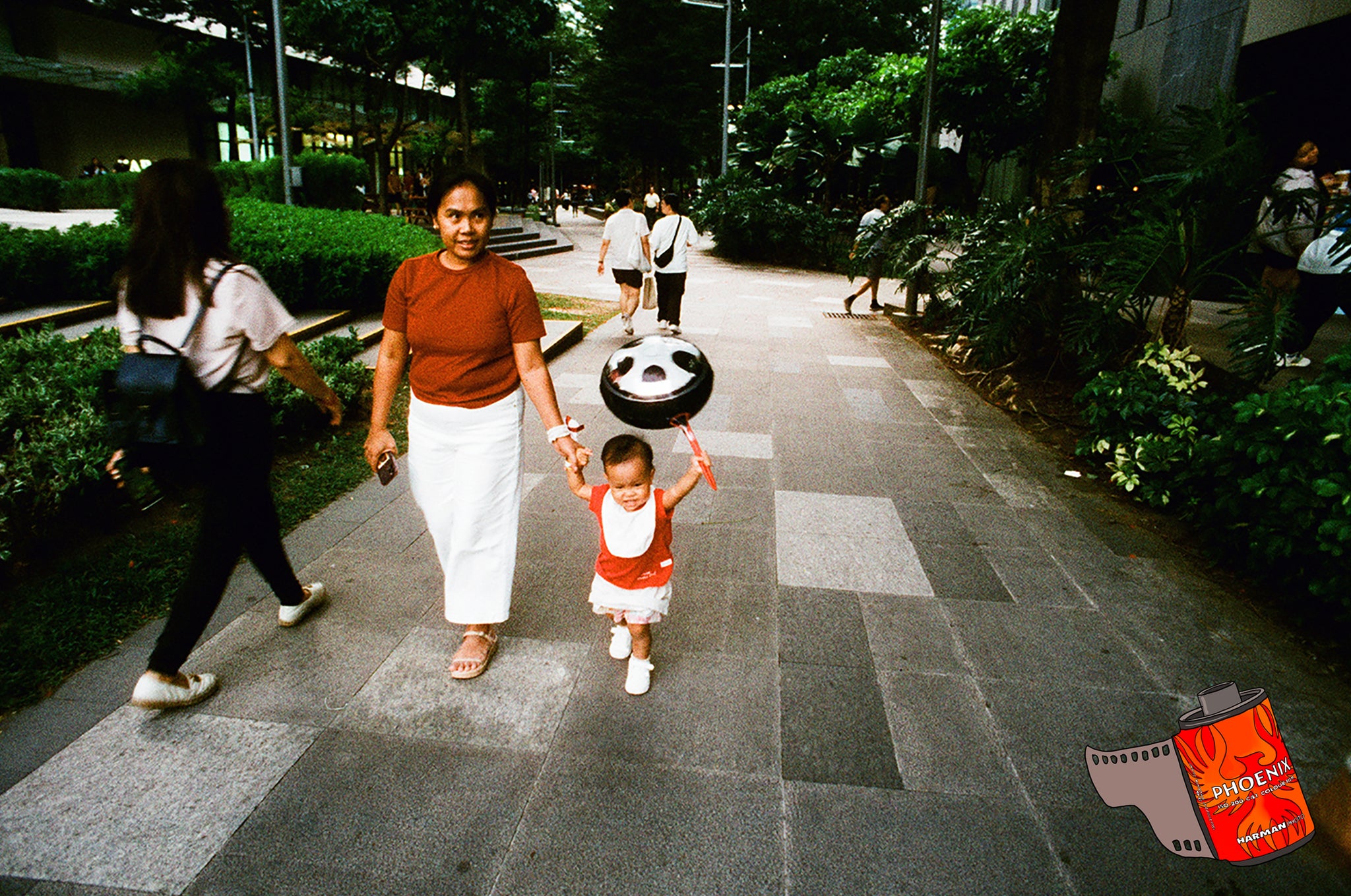 HARMAN PHOENIX 200 - COLORED FILM (135/35MM) – FILMFOLK